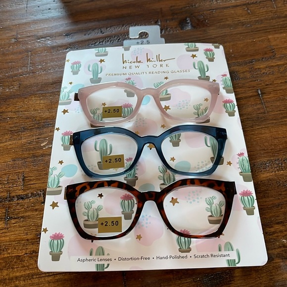 Nicole Miller | Accessories | Nicole Miller New York Reading Glasses 25 ...
